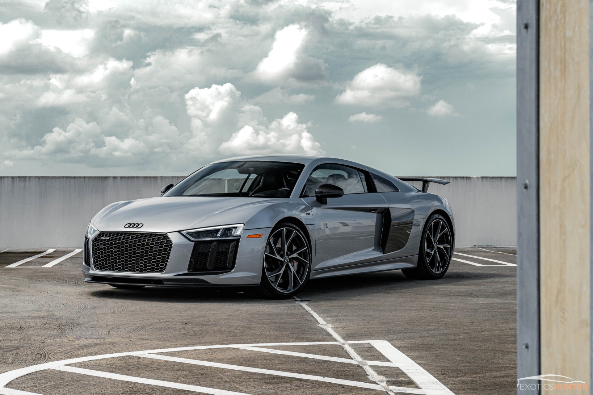 Audi R8 Review & Buyers Guide | Exotic Car Hacks