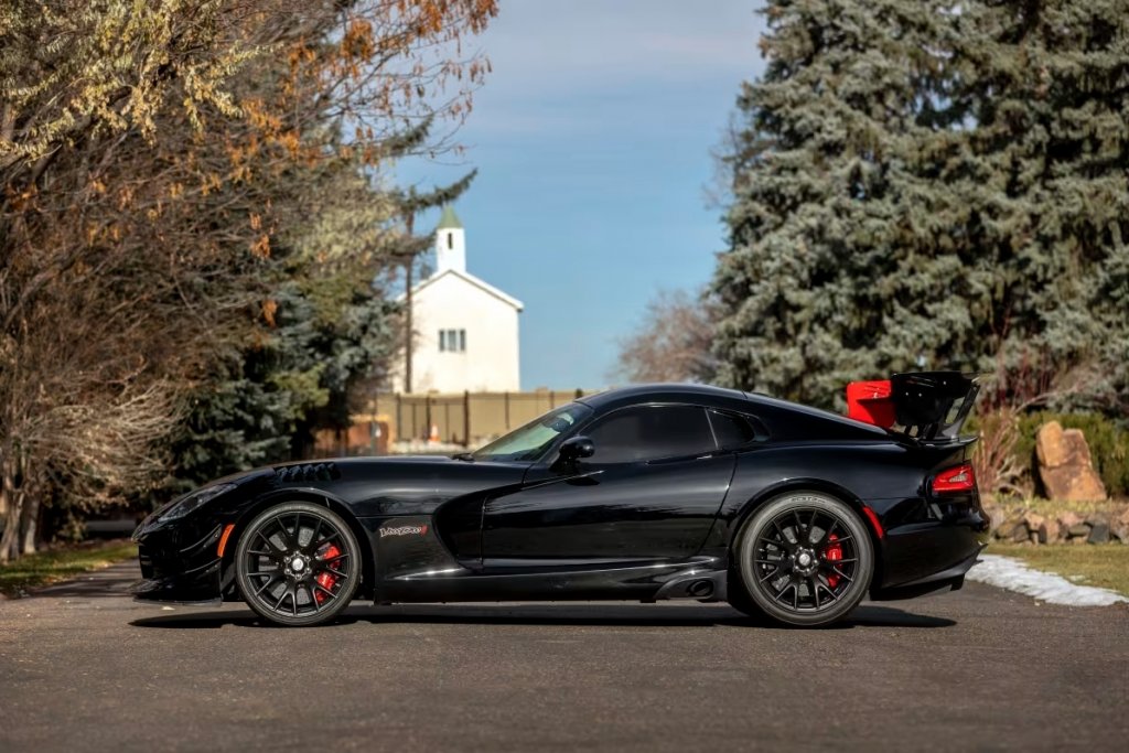 Dodge Viper (Fifth Generation) Buyers Guide | Exotic Car Hacks