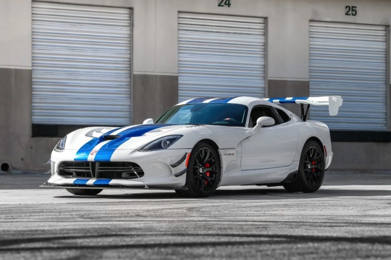Dodge Viper (Fifth Generation) Buyers Guide | Exotic Car Hacks