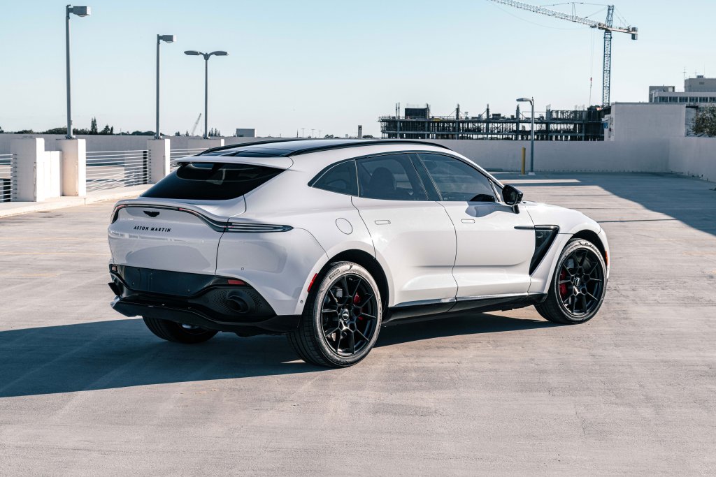 Aston Martin DBX Buyers Guide | Exotic Car Hacks