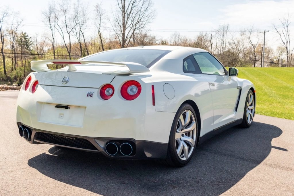 Nissan R35 GT-R Buyers Guide | Exotic Car Hacks