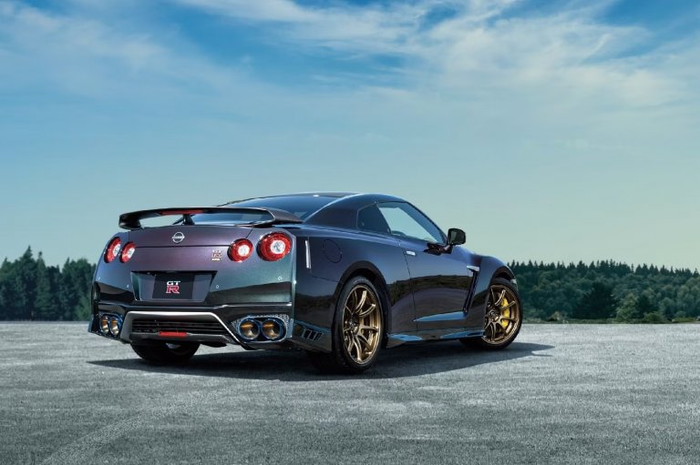 Nissan R35 GT-R Buyers Guide | Exotic Car Hacks