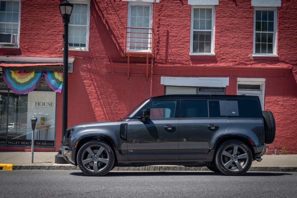 Land Rover Defender Second Generation Buyers Guide | Exotic Car Hacks