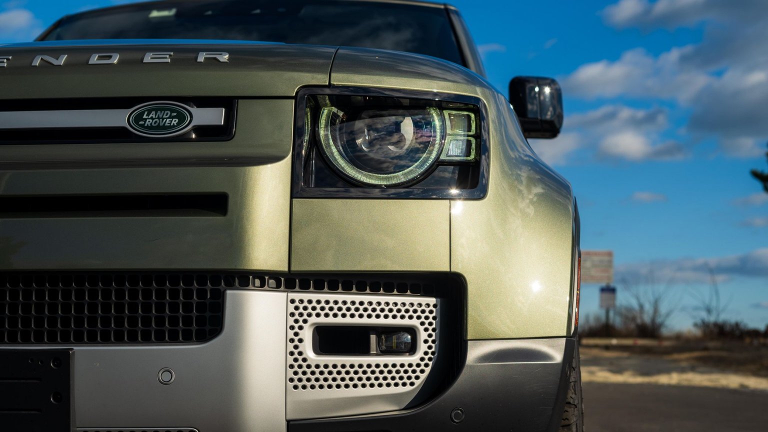 Land Rover Defender Second Generation Buyers Guide | Exotic Car Hacks