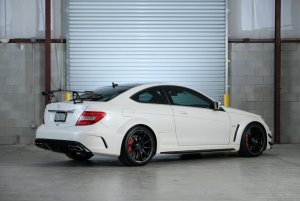 Mercedes-Benz C63 AMG W204 Generation Buyers Guide | Exotic Car Hacks