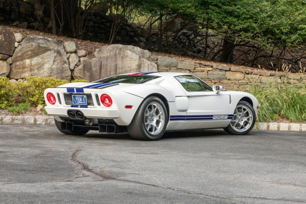 Ford GT First Generation (2005–2006) Buyers Guide | Exotic Car Hacks