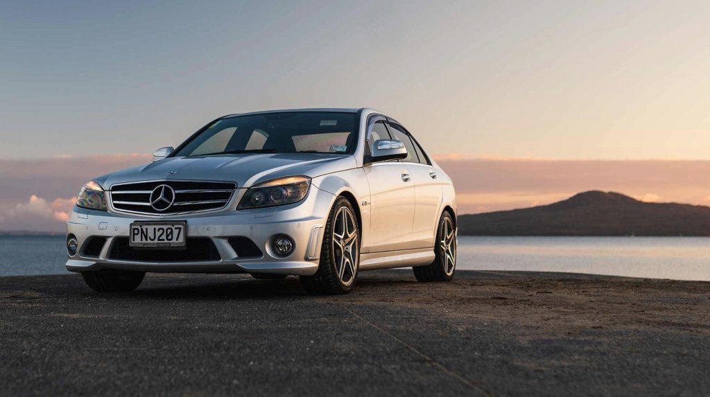 Mercedes-Benz C63 AMG W204 Generation Buyers Guide | Exotic Car Hacks
