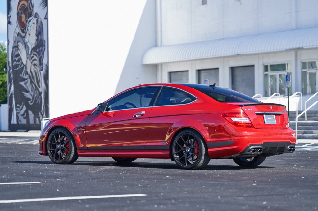 Mercedes-Benz C63 AMG W204 Generation Buyers Guide | Exotic Car Hacks