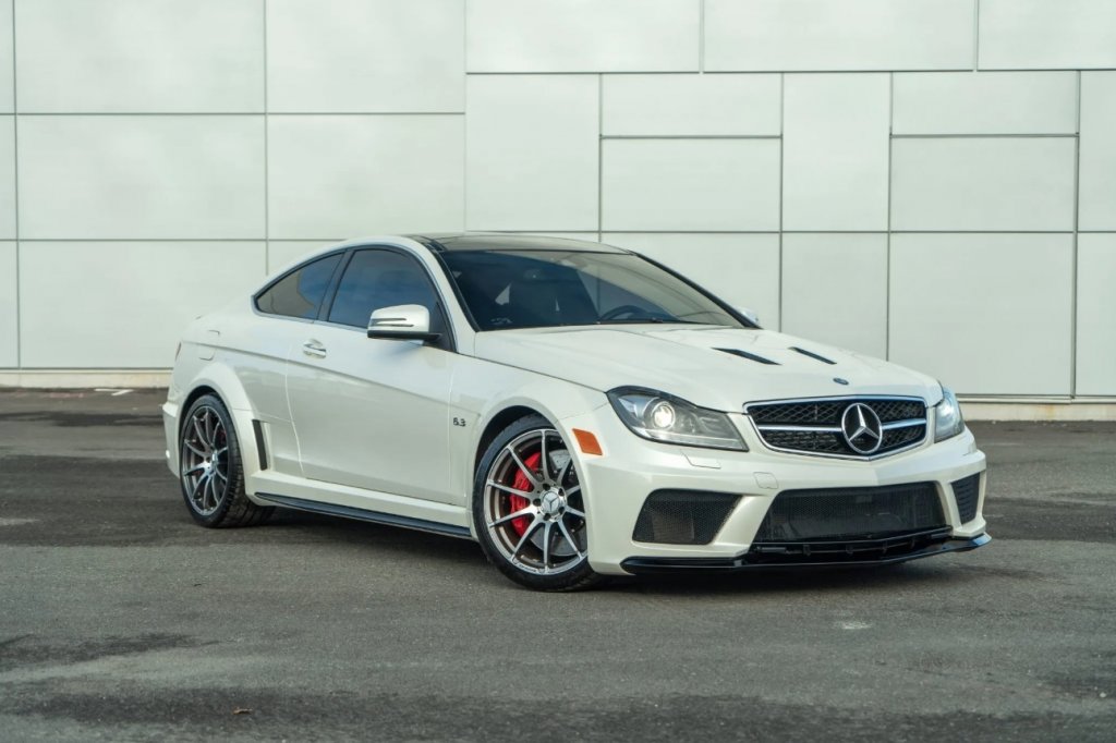 Mercedes-Benz C63 AMG W204 Generation Buyers Guide | Exotic Car Hacks
