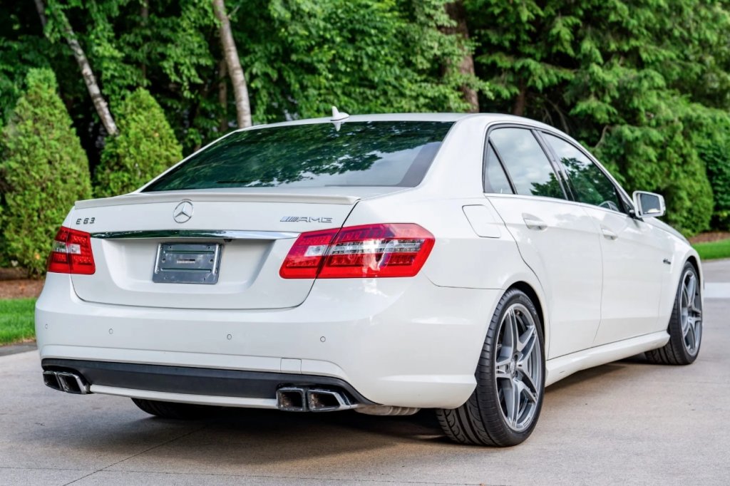 Mercedes-Benz E63 AMG W212 Generation Buyers Guide | Exotic Car Hacks