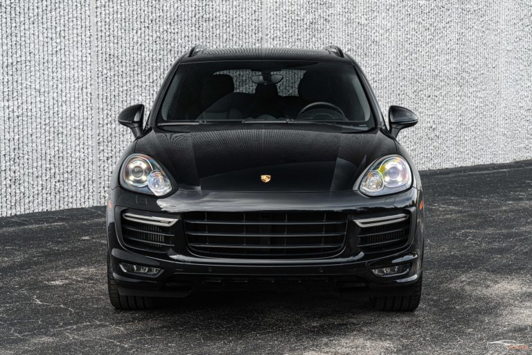 Porsche Cayenne GTS/Turbo (Second Generation) Buyers Guide | Exotic Car ...
